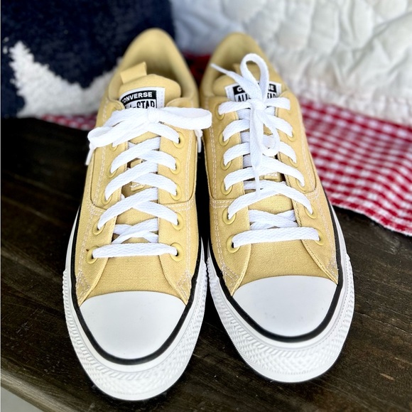 Converse | Shoes | New Converse Rave Utility Sunflower Yellow Lowtop ...